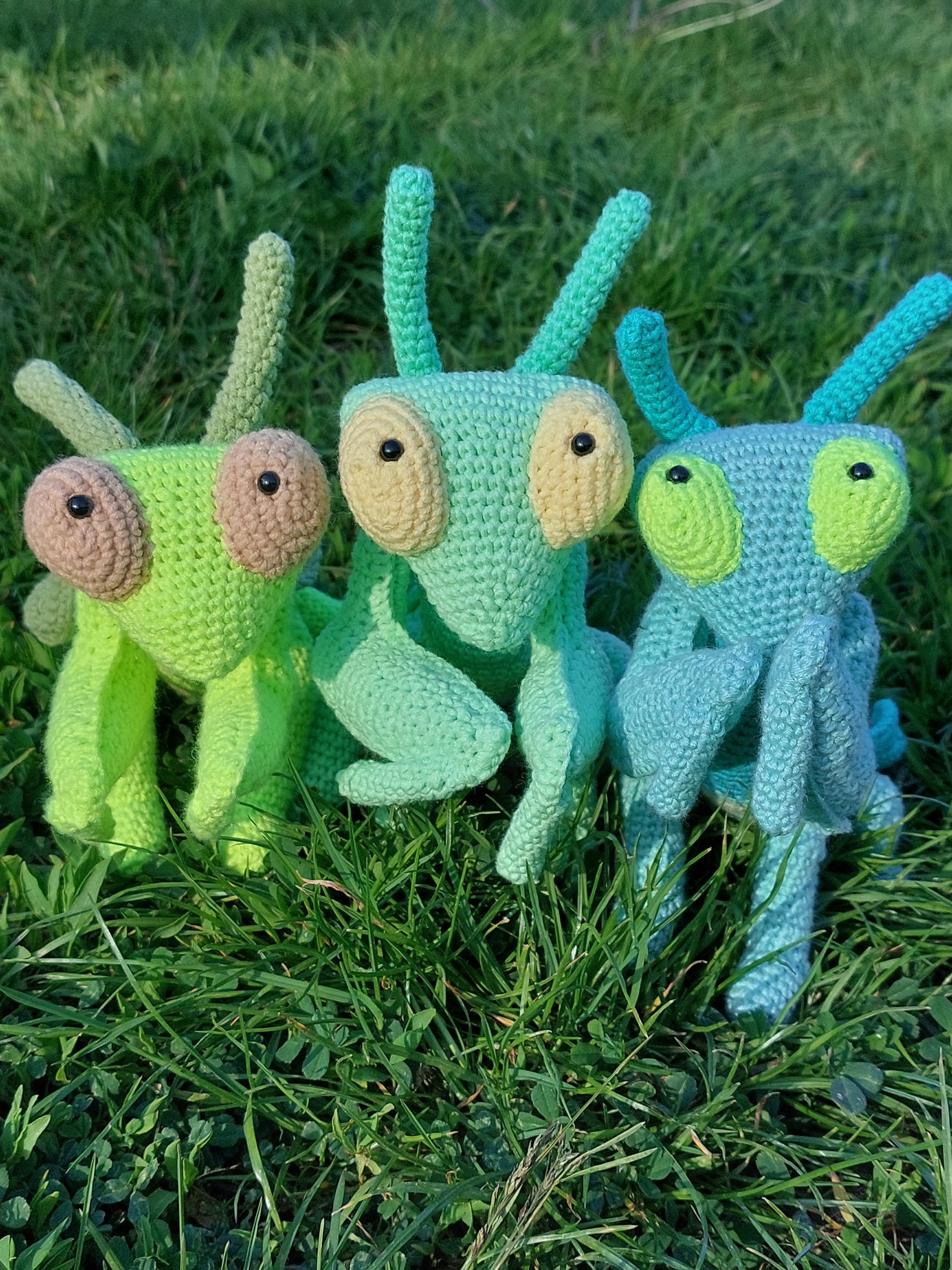 Praying Mantis Crochet Pattern, Amigurumi Praying Mantis Tutorial ...